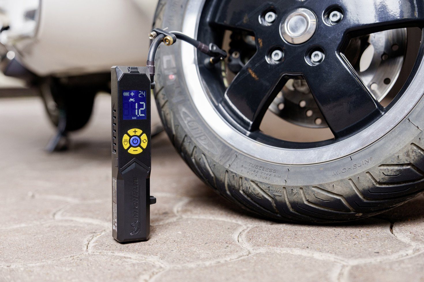 Michelin Akku-Handkompressor MICHELIN Akku-Mini-Kompressor 10 bar