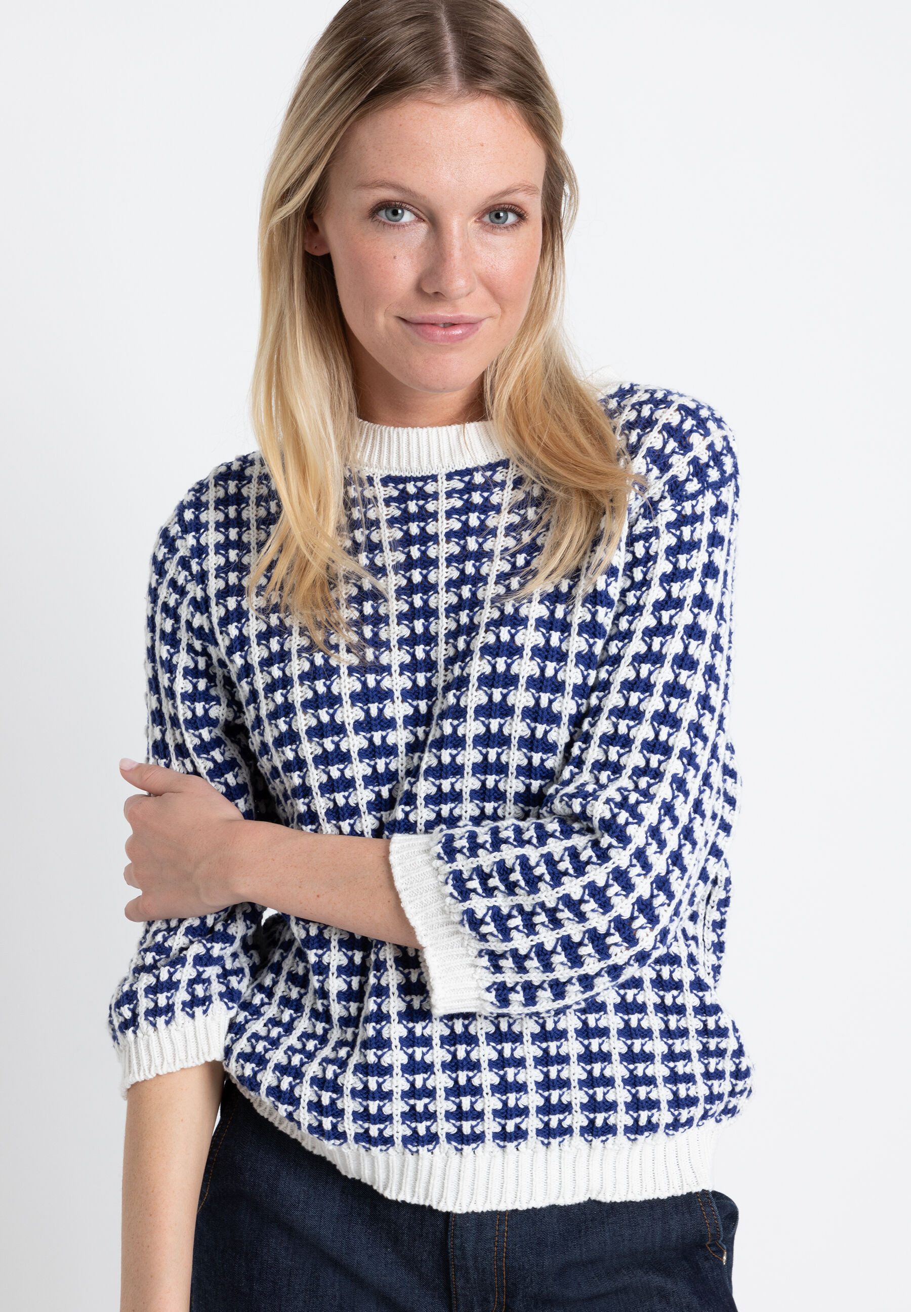 MORE&MORE Strickpullover, Zweifarbiges Strickmuster in blau mit weiß