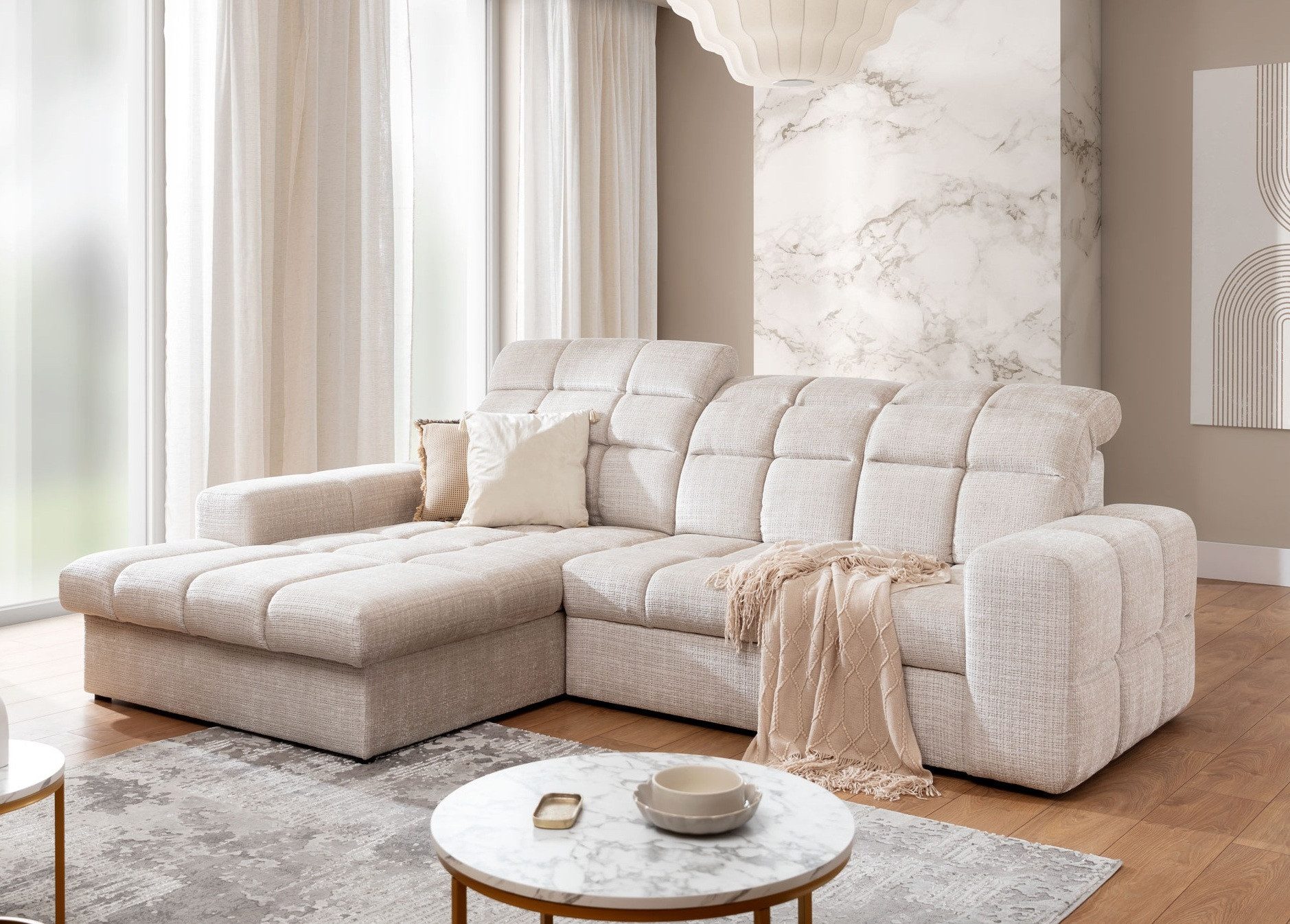 Hugo chesterfield sofa store