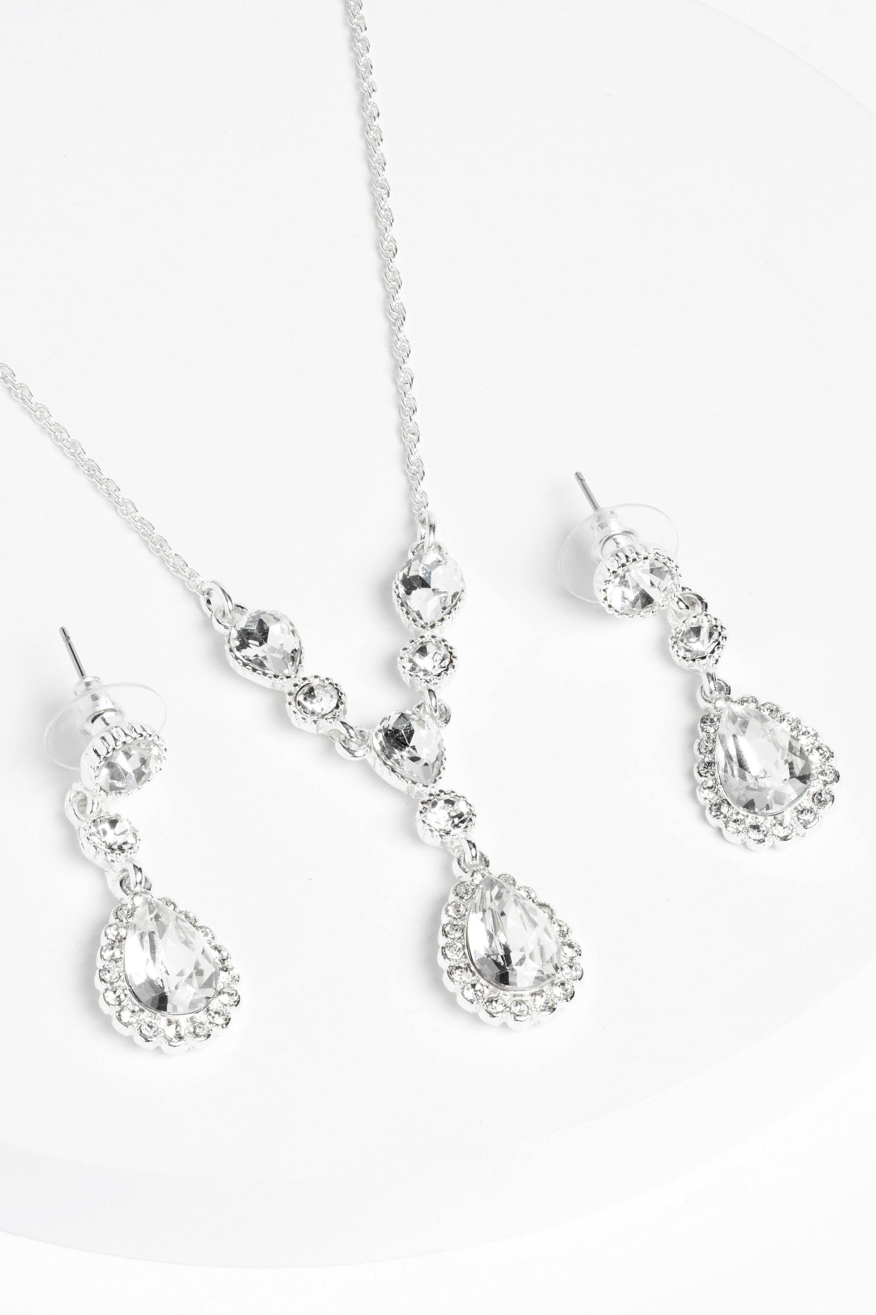 Next Kette Und Anhänger Set Ohrringe In Tropfenform Und Y Halskette Im