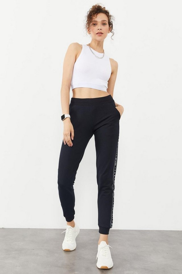 Tommy Life Jogginghose Mit Schriftzug Und Formmanschetten