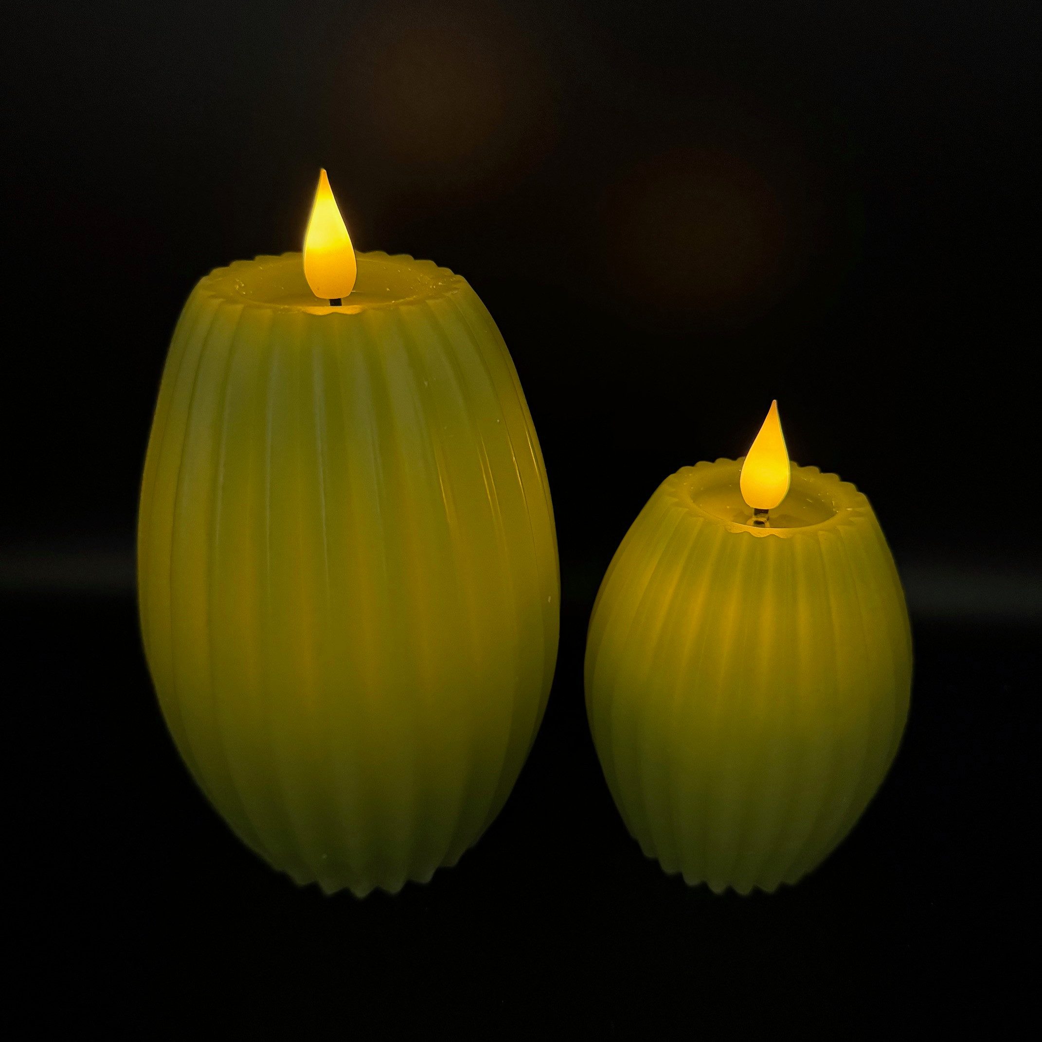 Online-Fuchs LED-Kerze - LED Kerzen aus Echtwachs im Rillendesign inkl. 6-Stunden Timer (2er Set ...